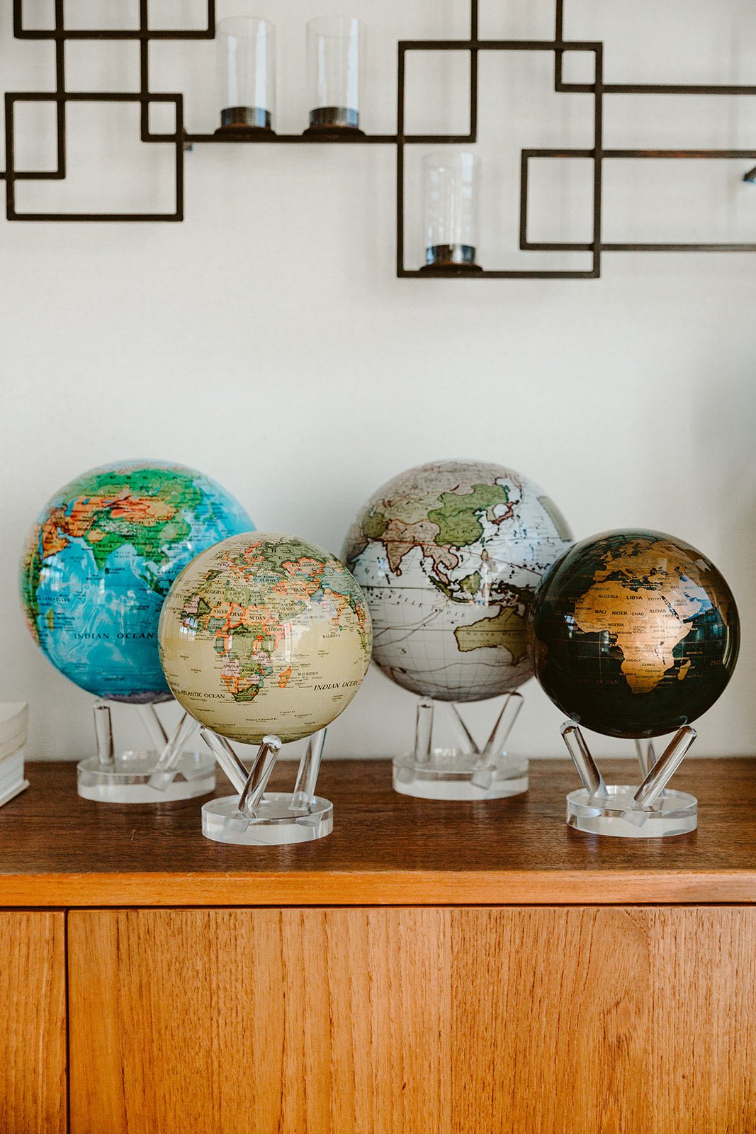 Buy Rotating World Map Globes | Modern & Antique Globes